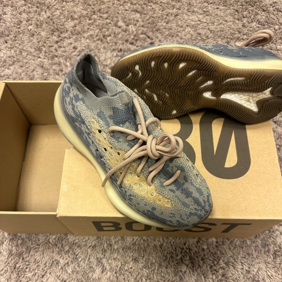 Yeezy | Shoes | 38 Yeezy Aliens Authentic | Poshmark